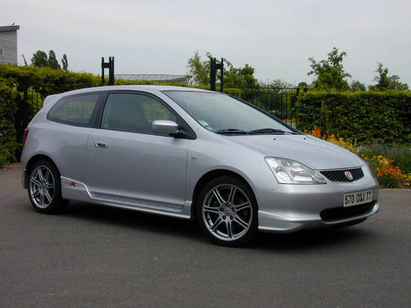 Essai Honda Civic Type-R 2003 : civic... mais rebelle