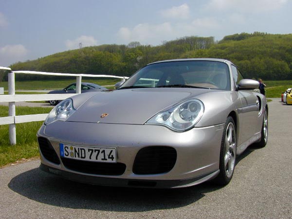 Essai Porsche 911 turbo 2000 : une brute raffinée