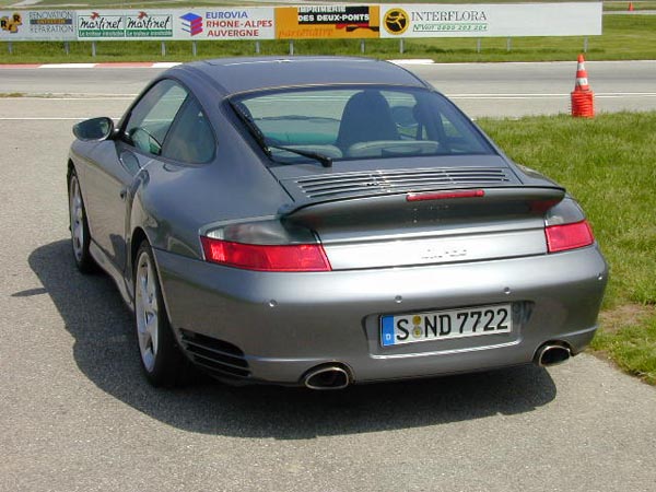 Essai Porsche 911 turbo 2000 : une brute raffinée