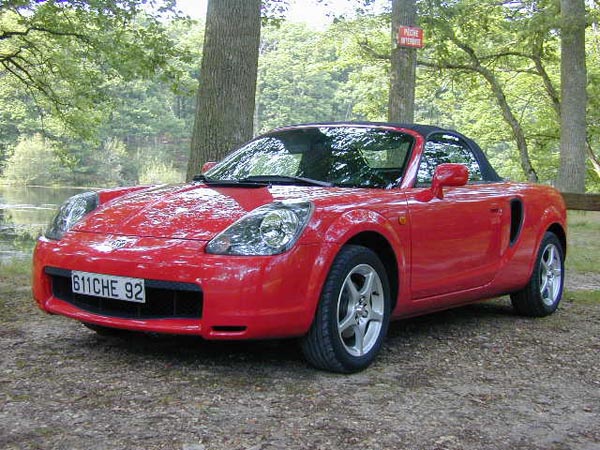 Essai Toyota MR 2000 : pour le plaisir
