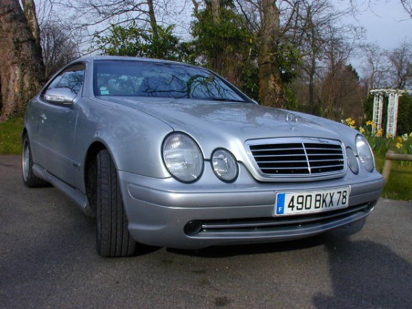 Essai Mercedes CLK 55 AMG 2000 : c'est du brutal