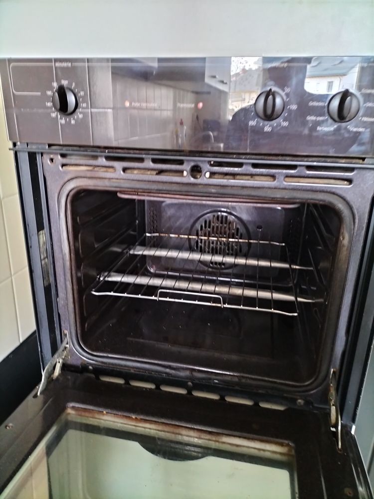 Achetez avendre foure à occasion, annonce vente à Rodez (12) WB171848354