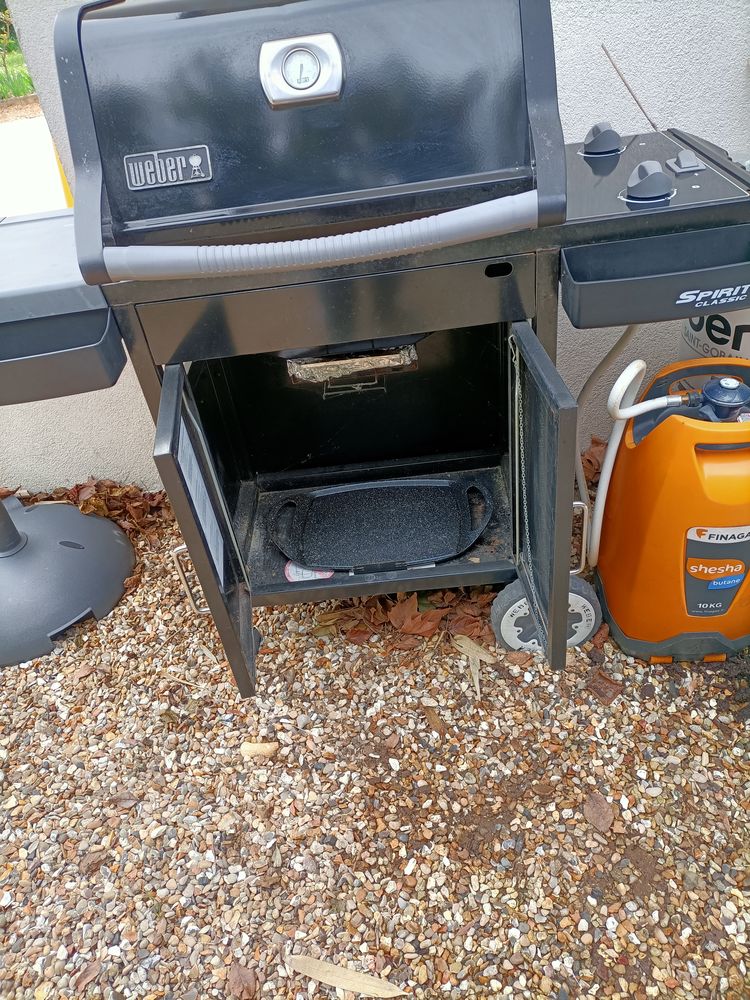 Achetez barbecue spirit occasion, annonce vente à Aubergenville (78 ...