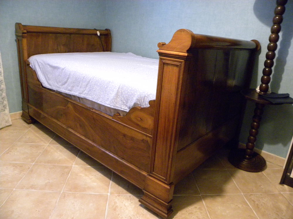 Achetez lit bateau en noyer occasion, annonce vente à Saint-Sulpice-de ...