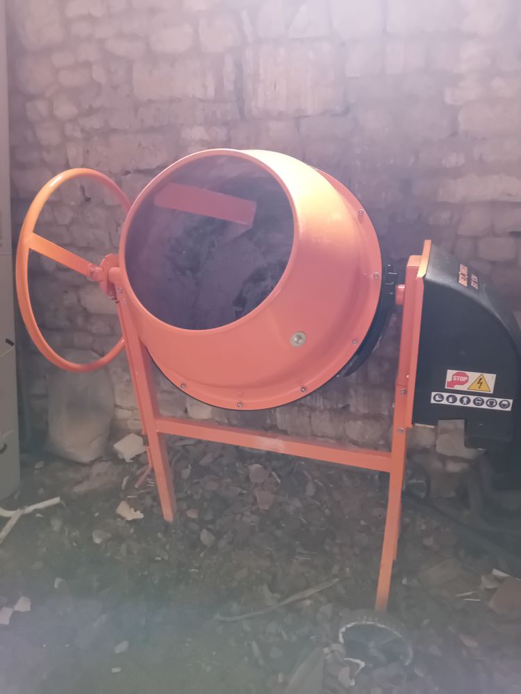 Achetez betonneuse betomix quasi neuf, annonce vente à Thiré (85 ...