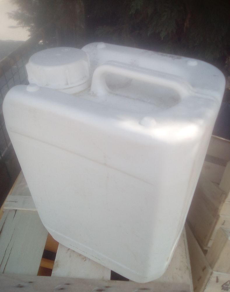 Achetez bidons 5, 10, 15 occasion, annonce vente à Beauchamp (95 ...
