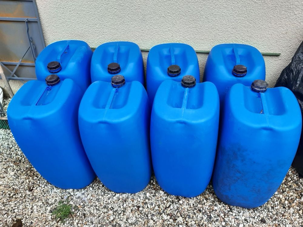 Achetez bidons vends 8 occasion, annonce vente à Foulayronnes (47 ...