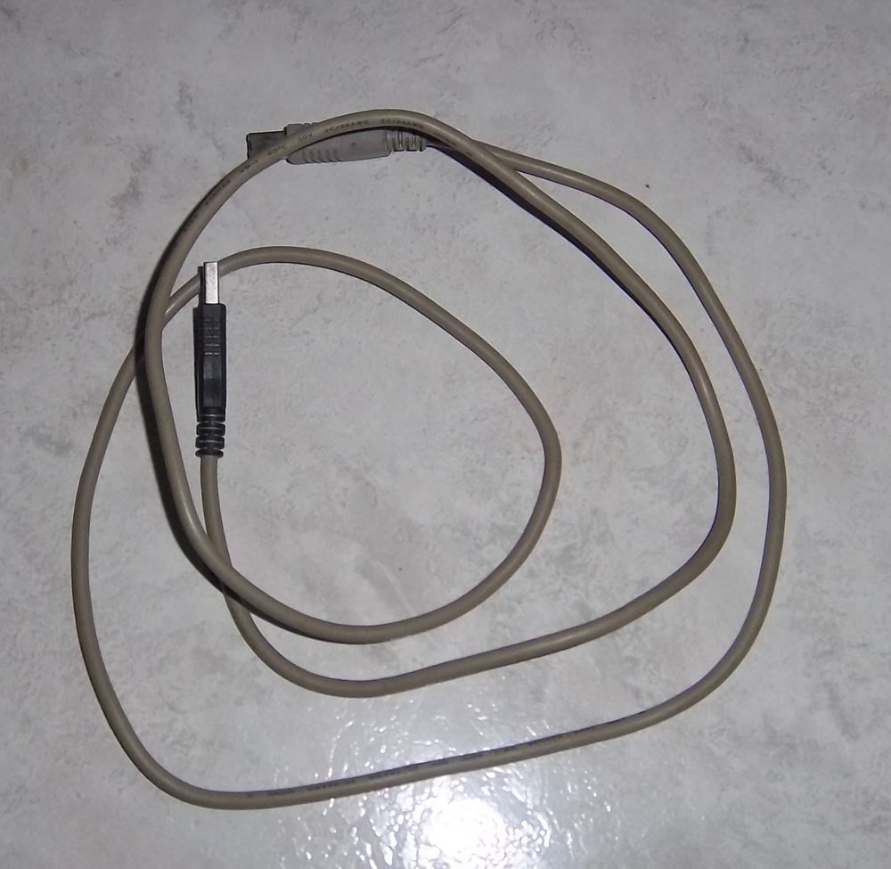 Achetez cable awm 2725 occasion, annonce vente à Colombier-Fontaine (25 ...