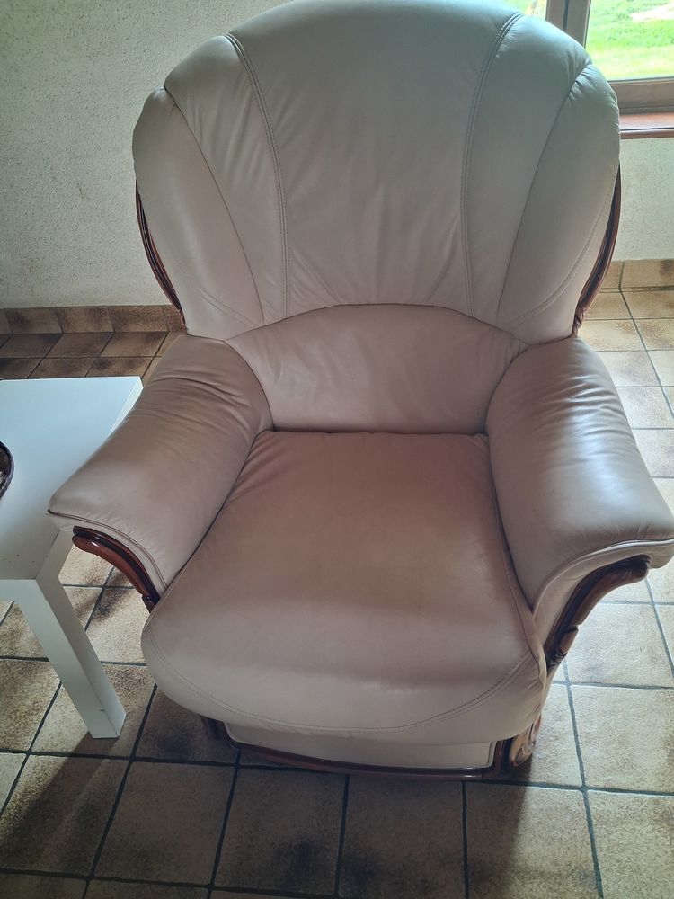 Achetez canapé en cuir occasion, annonce vente à Saint-André-Goule-d ...