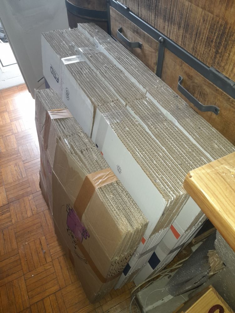 Achetez lot de 50 cartons occasion, annonce vente à Charenton-le-Pont ...