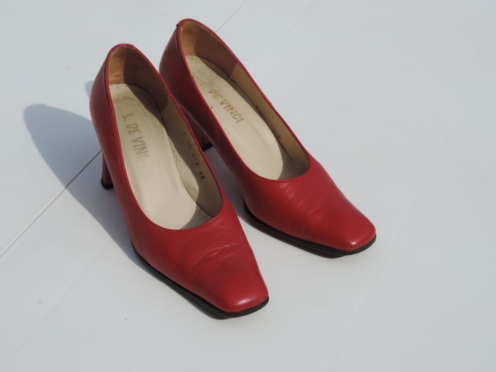 Achetez chaussures rouges occasion, annonce vente à Le Mans (72 ...