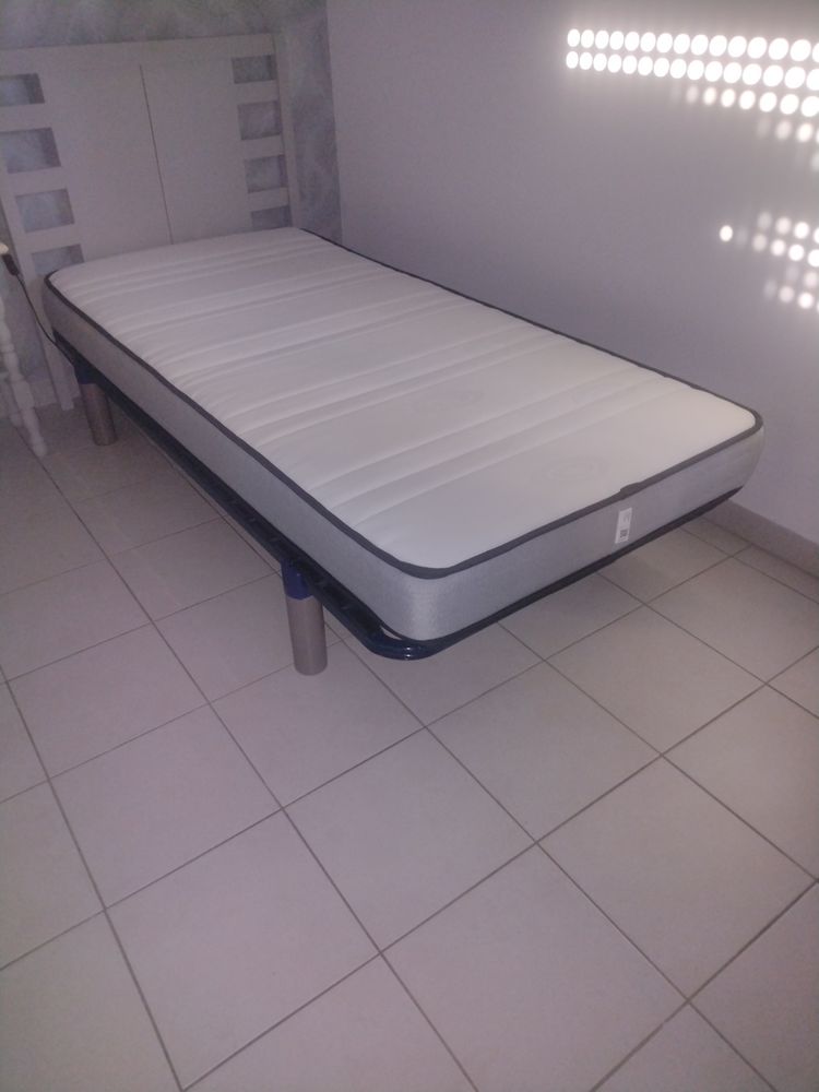 Achetez lit complet d'une occasion, annonce vente à Saint-Nazaire (66 ...