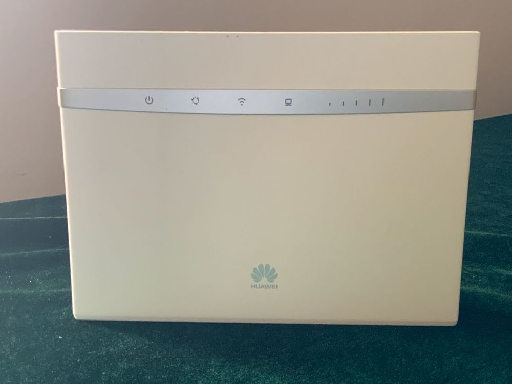 Achetez huawei b525s-23a occasion, annonce vente à Les Milles (13 ...