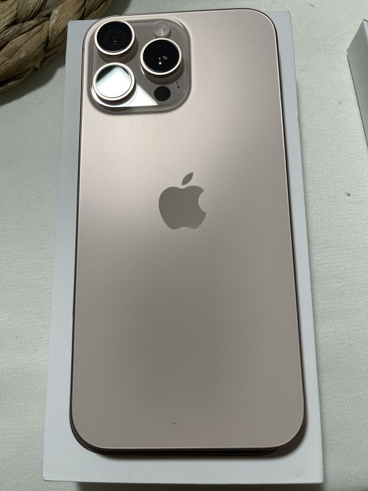 Achetez iphone 16 pro max neuf - revente cadeau, annonce vente à Longwy ...