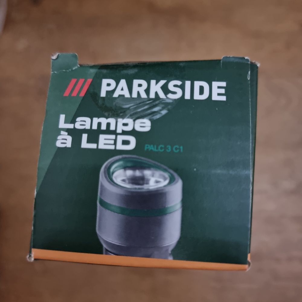 Achetez lampe torche neuf - revente cadeau, annonce vente à Eyjeaux (87 ...