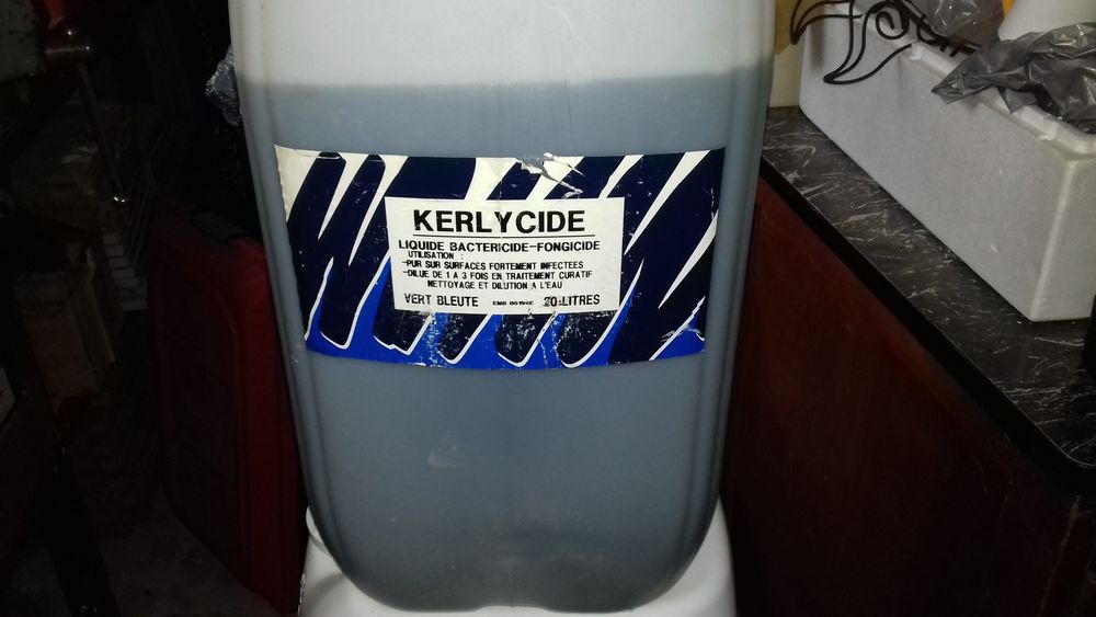 Achetez liqide bactericide occasion, annonce vente à Meyzieu (69 ...