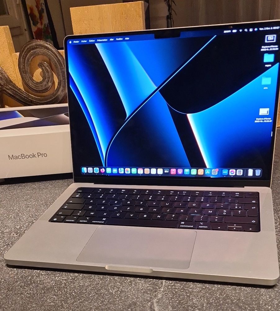 Achetez macbook pro 14 occasion, annonce vente à Auray (56) WB173132843