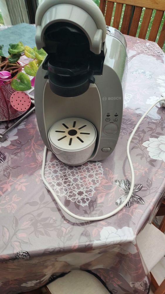 Achetez machiine expresso occasion, annonce vente à Chelles (77 ...