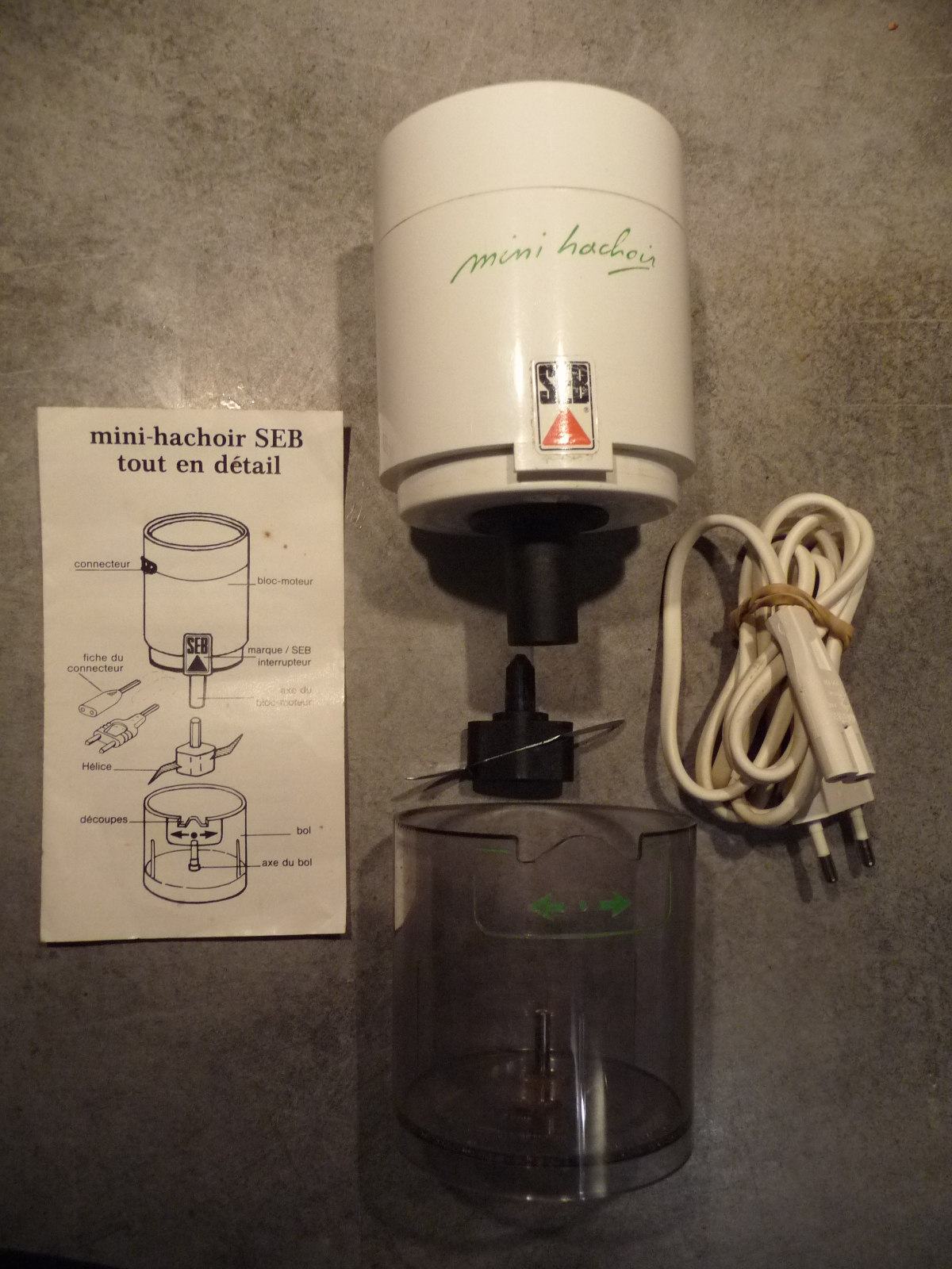 Achetez mini hachoir seb occasion, annonce vente à Toulon (83) WB175102251