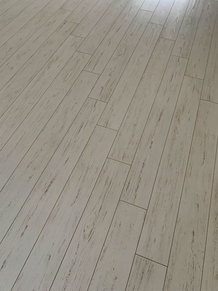 Achetez parquet stratifié quasi neuf, annonce vente à Gidy (45) WB175421547
