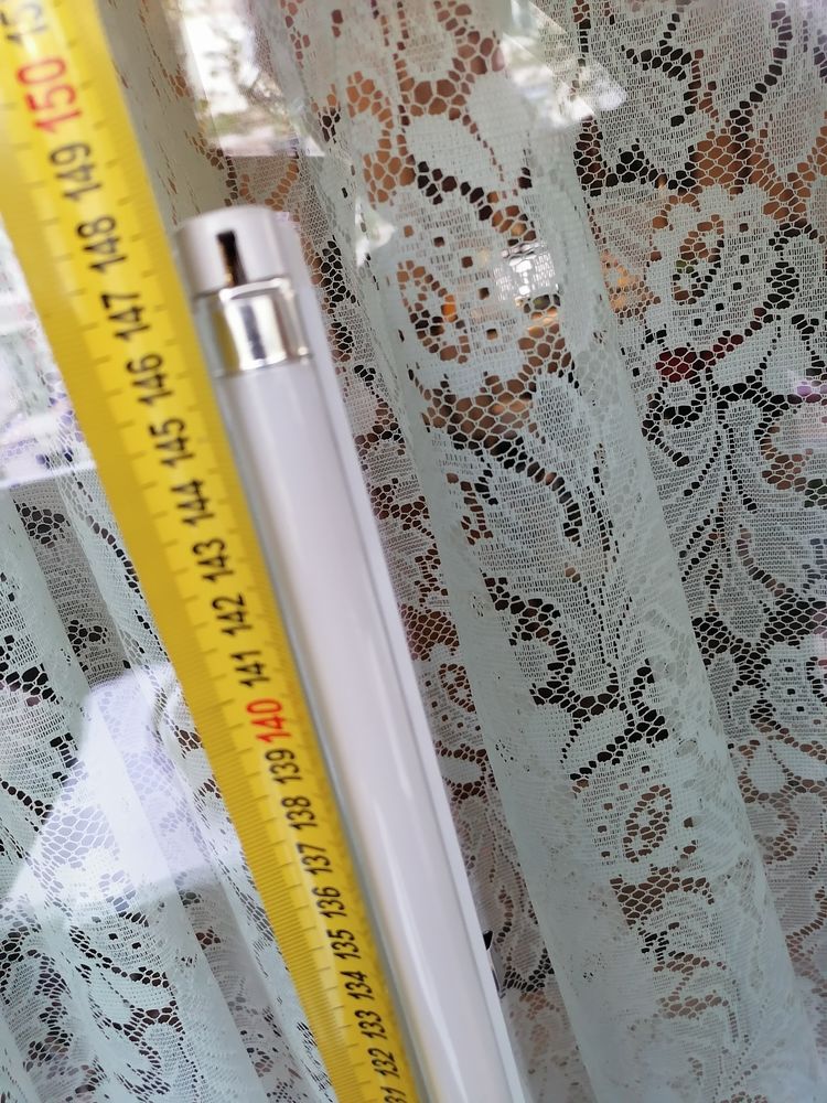 Achetez 80 réglettes fluo quasi neuf, annonce vente à Lyon (69) WB175876501