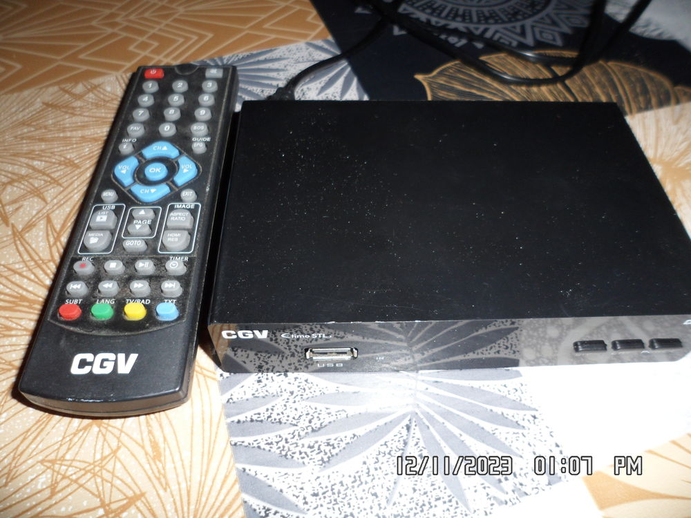 Achetez super decodeur tnt quasi neuf, annonce vente à Tourcoing (59 ...