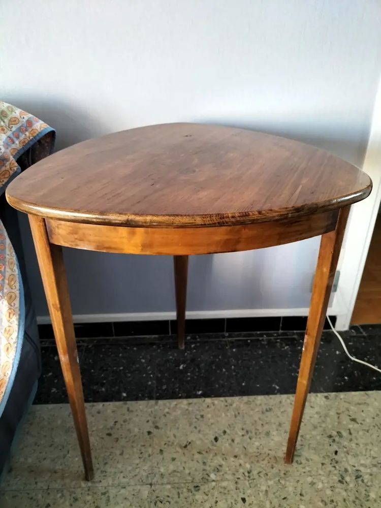 Achetez table d'appoint occasion, annonce vente à Tassin-la-Demi-Lune ...