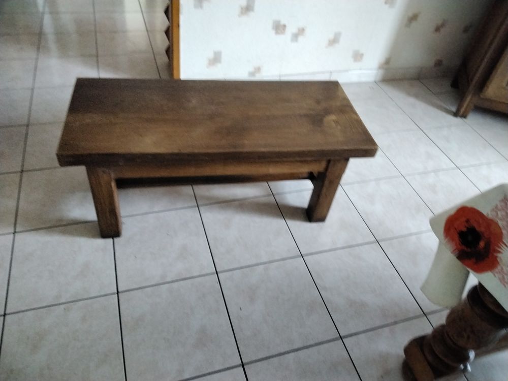 Achetez table basse table quasi neuf, annonce vente à Villy-Bocage (14 ...