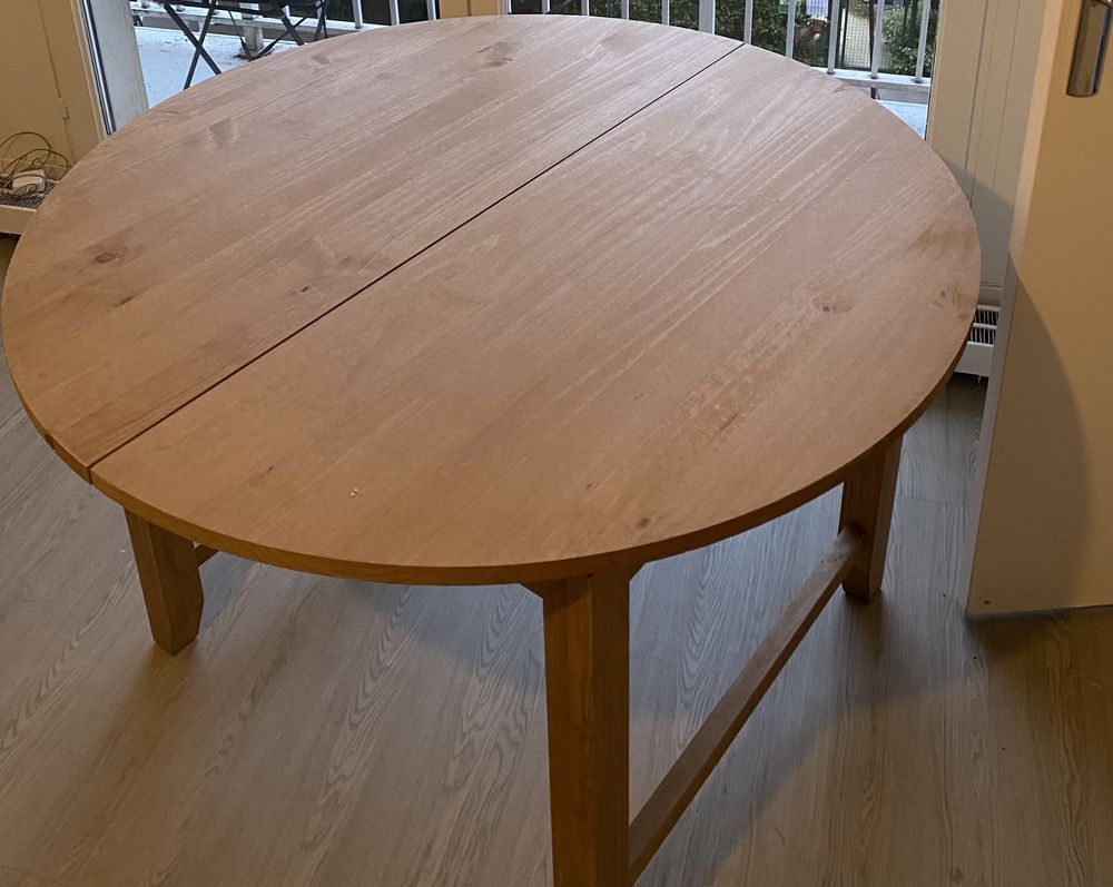 Achetez table en pin massif neuf - revente cadeau, annonce vente à ...