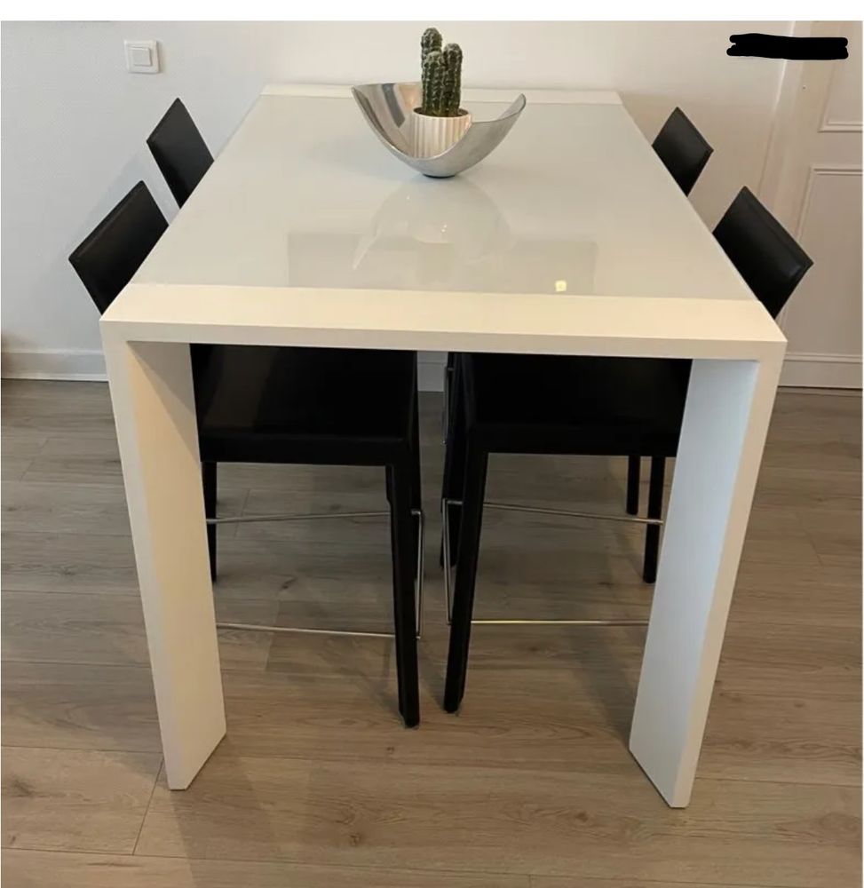 Achetez table de bar table quasi neuf, annonce vente à Nantes (44 ...