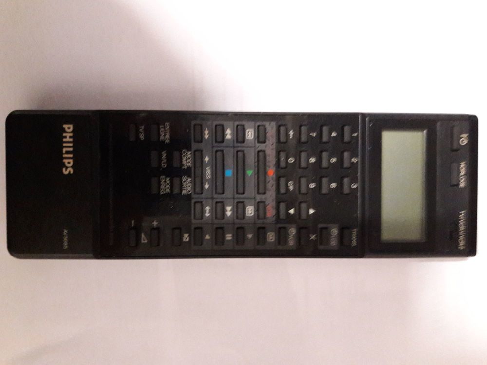 Achetez télécommande philips occasion, annonce vente à Beauchamp (95) WB171616457