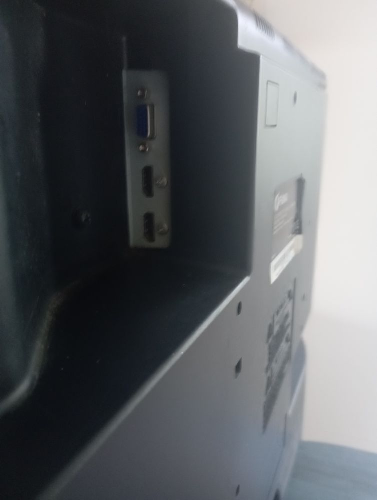 Achetez télévision funai 32 occasion, annonce vente à Vannes (56 ...