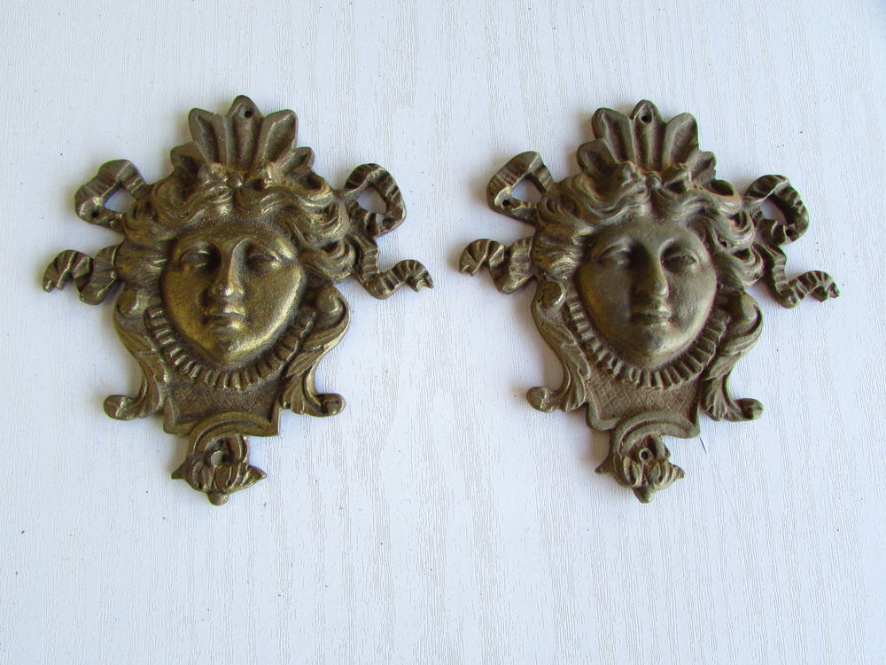 Achetez 2 têtes , frontons occasion, annonce vente à Albi (81) WB174129149