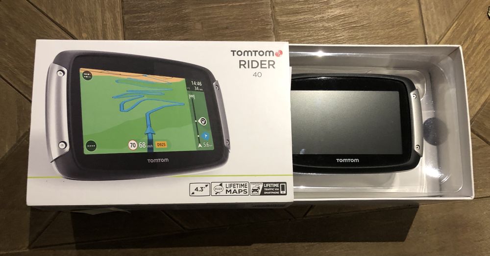 Achetez tomtom riders 40 occasion, annonce vente à Larchant (77 ...