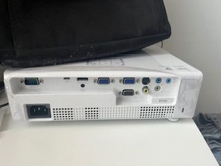 Achetez vidéo projecteur quasi neuf, annonce vente à Grenoble (38 ...