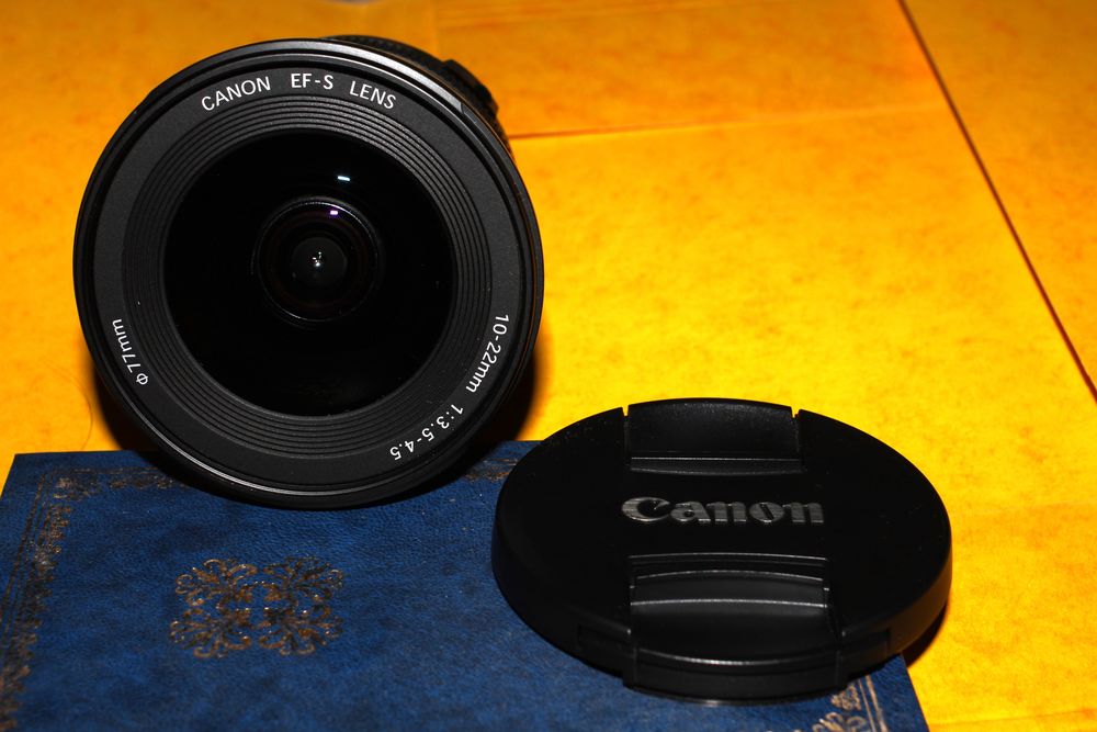 Achetez zoom canon 3.5 4.5 occasion, annonce vente à Pré-en-Pail (53 ...