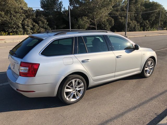 Voiture Skoda Octavia essence occasion : annonces achat de véhicules ...