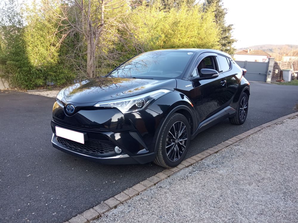 Toyota C-HR distinctive occasion : annonces achat, vente de voitures