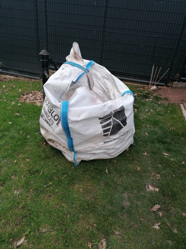 Achetez 1 sac big bag 1m3 quasi neuf, annonce vente à Niederhaslach (67 ...