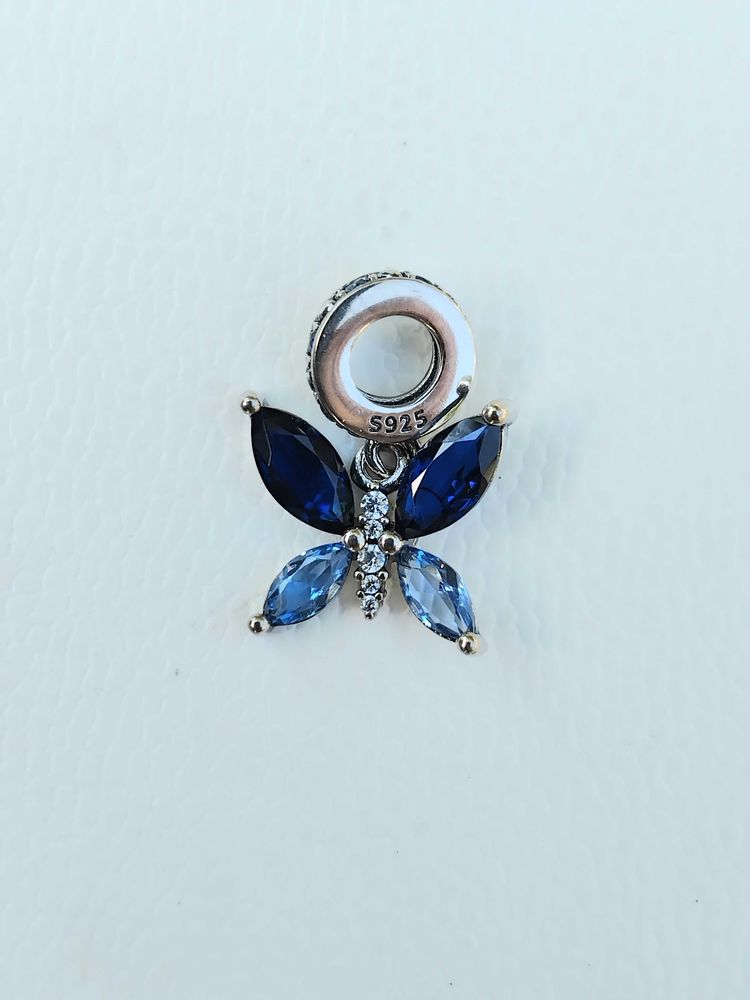 Achetez charm papillon bleu occasion, annonce vente à Varces-Allières ...